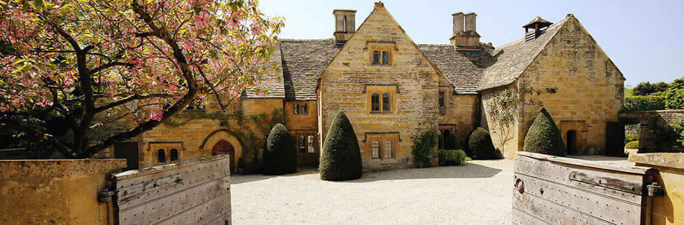 Windrush Hyde Estate | Cotswolds Manor House - Big House Experience