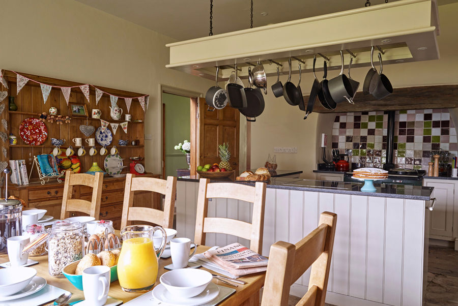 Waterhouse Manor | Devon | Sleeps 13 - Big House Experience