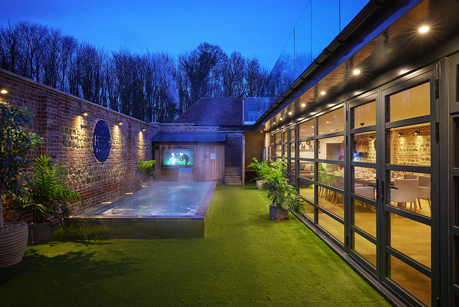 The Paisley Pig - Big House Experience