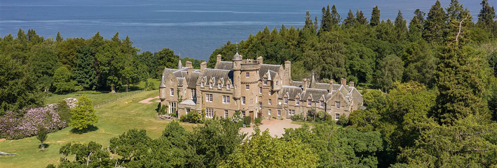 Carron Castle - Big House Experience