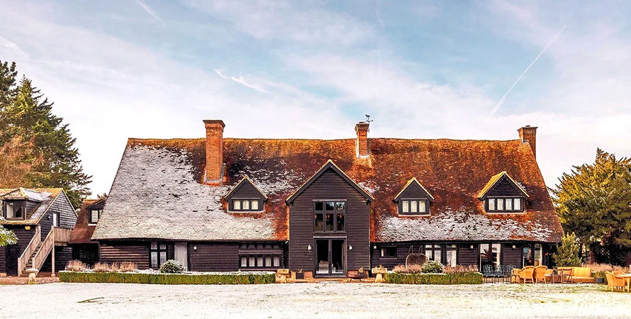 Big Houses to Rent with a Tennis Court - Big House Experience