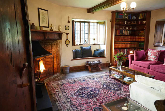 Honeystone Manor - Big House Experience