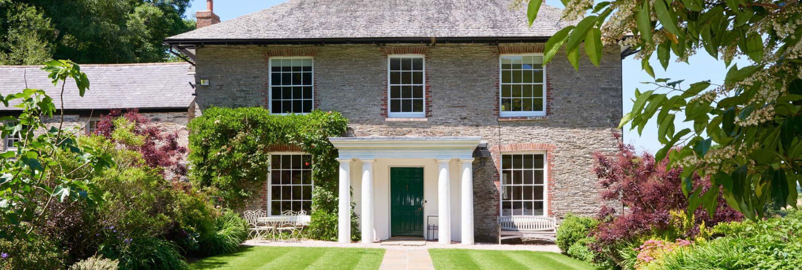 Waterhouse Manor | Devon | Sleeps 13 - Big House Experience