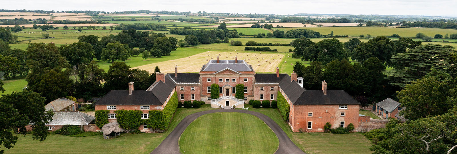 Combe House - Big House Experience