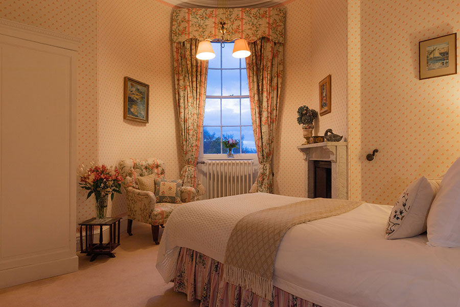 Carron Castle - Big House Experience